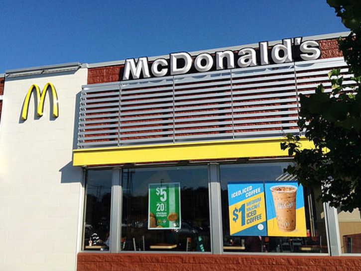 People Share The Worst Thing They've Witnessed At McDonalds - Oola